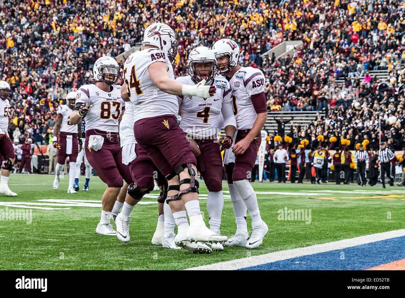 Sulka taylor hi-res stock photography and images - Alamy