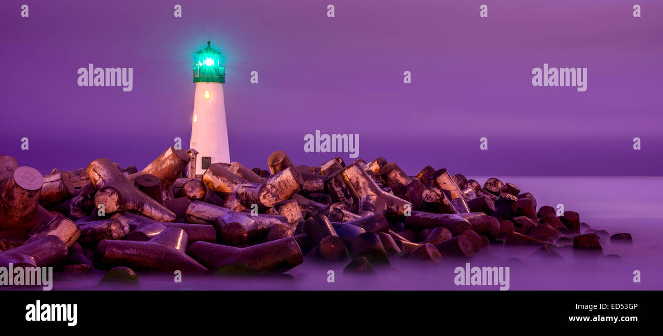 Santa Cruz Breakwater Lighthouse Stock Photo - Alamy