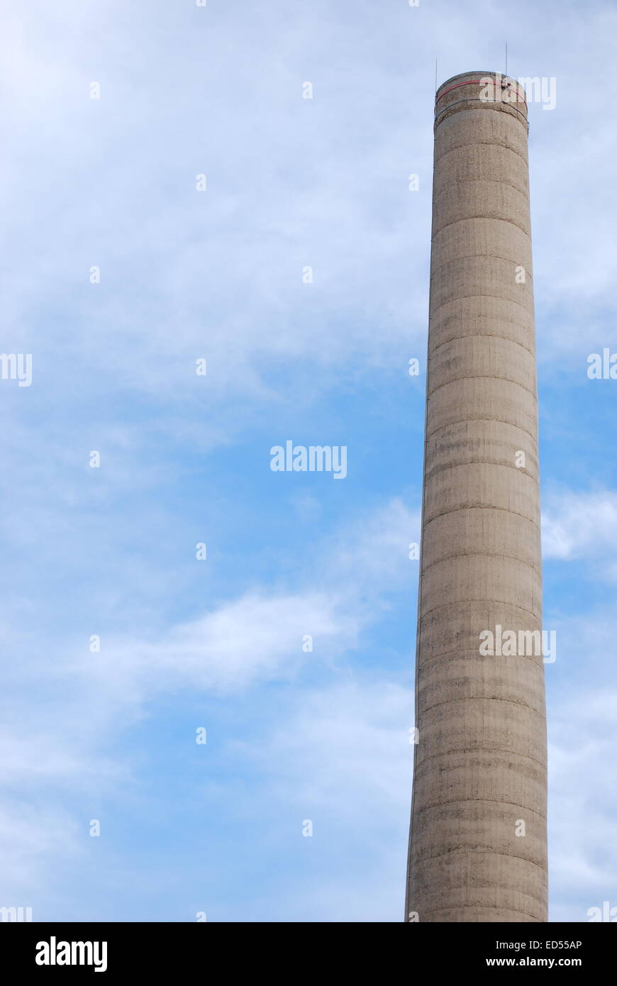 Water treatment plant operations hi-res stock photography and images ...