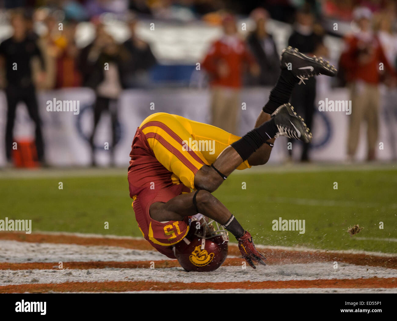 San Diego, CA. 27th Dec, 2014. USC wide receiver (15) Nelson Agholor ...