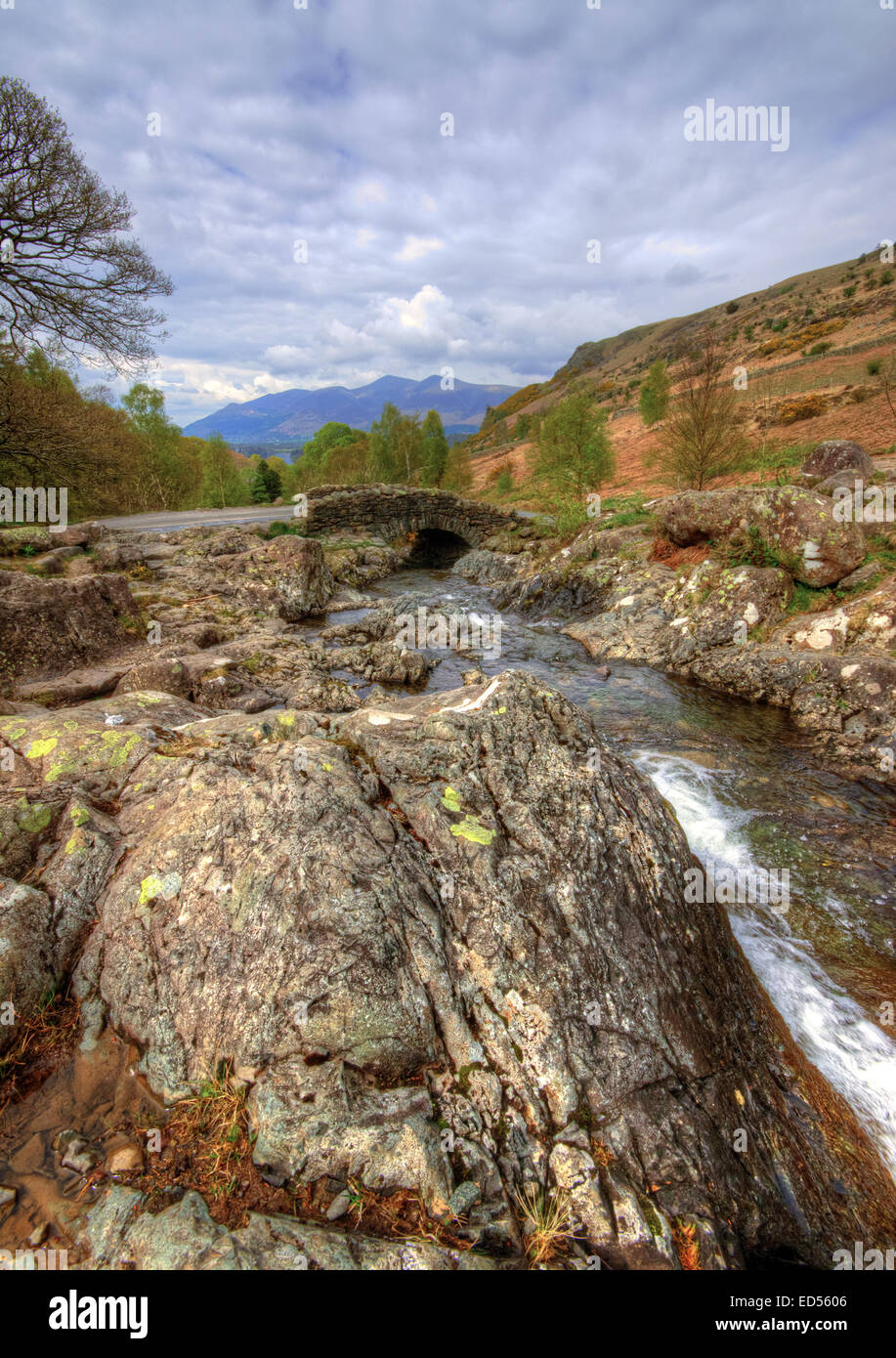 England cumbria keswick arch bridge hi-res stock photography and images ...