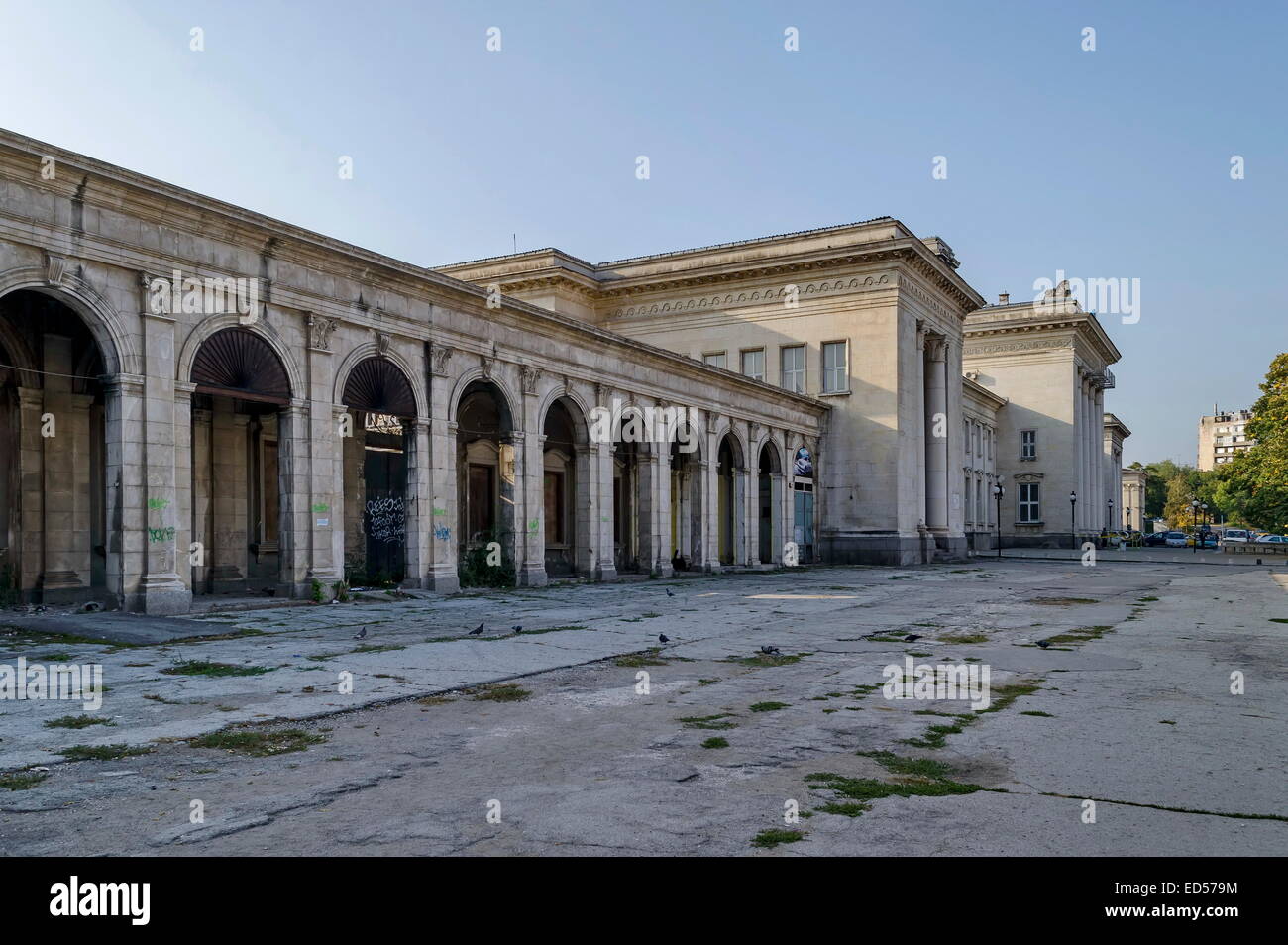 The building station hi-res stock photography and images - Alamy