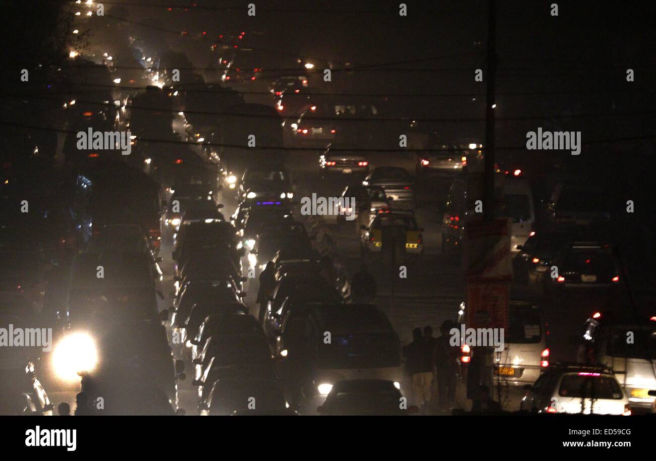 Traffic in kabul afghanistan hi-res stock photography and images - Alamy