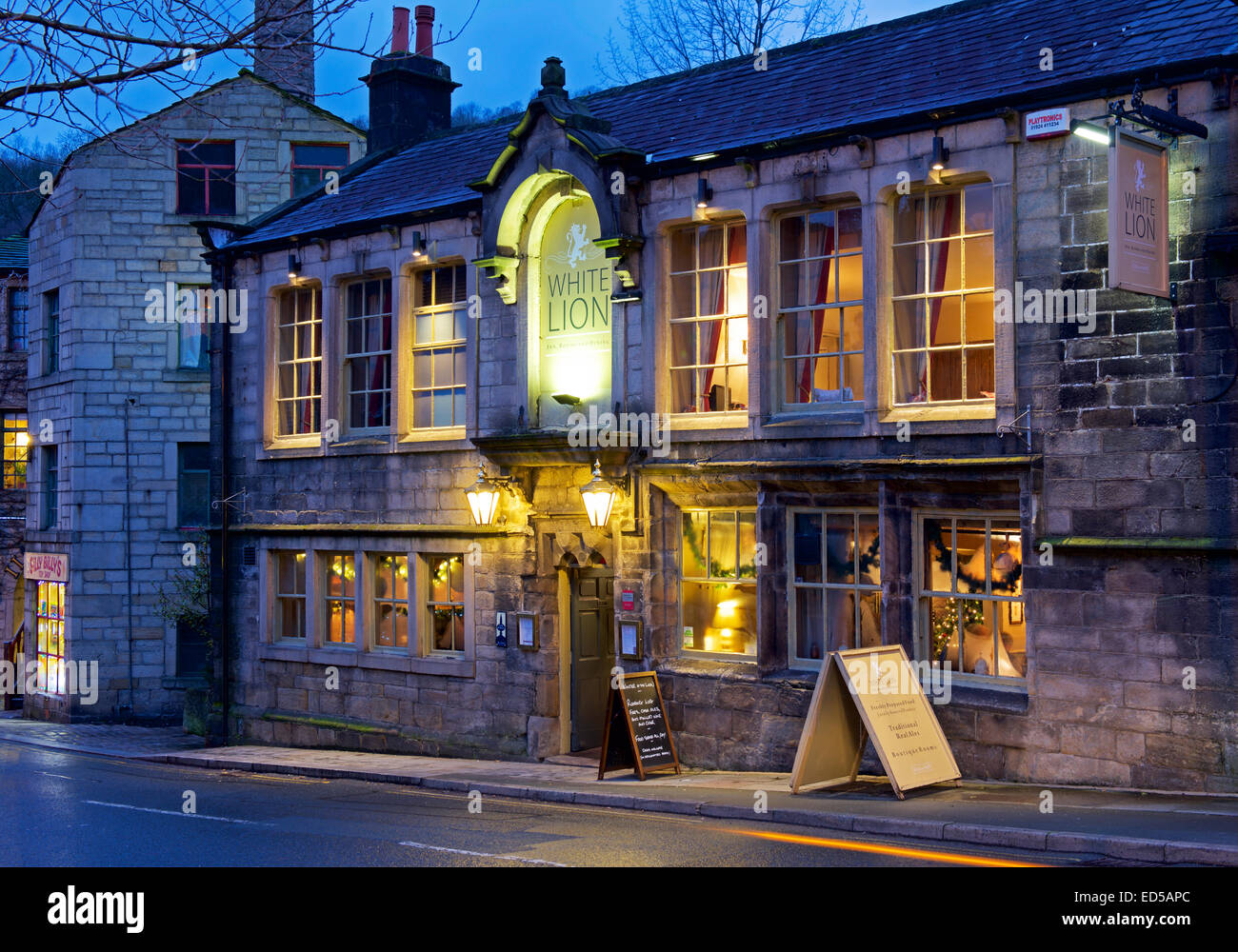 Hebden bridge white lion hi-res stock photography and images - Alamy Hebden bridge white lion hi-res stock photography and images - Alamy