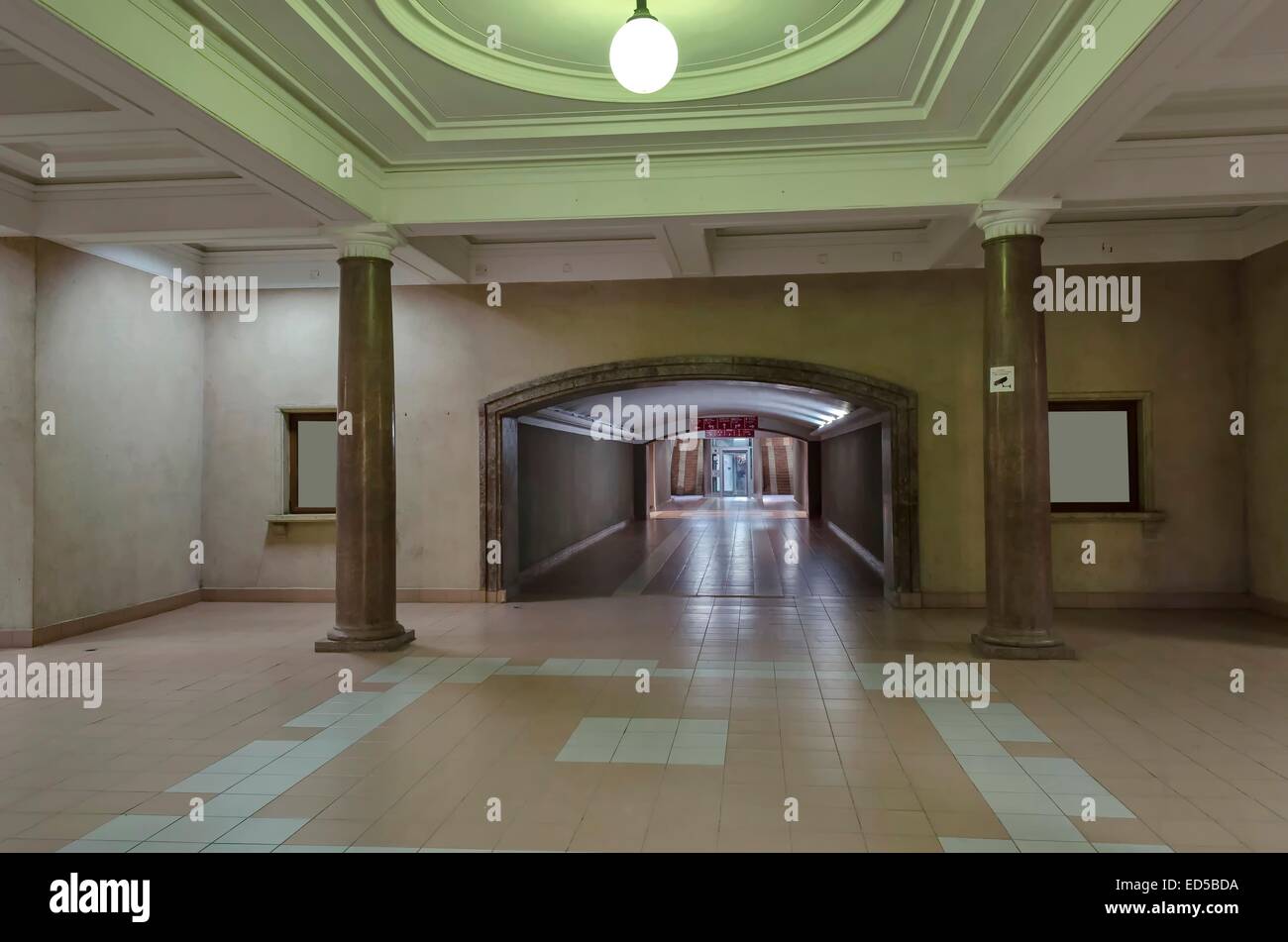 Subway globe hi-res stock photography and images - Alamy