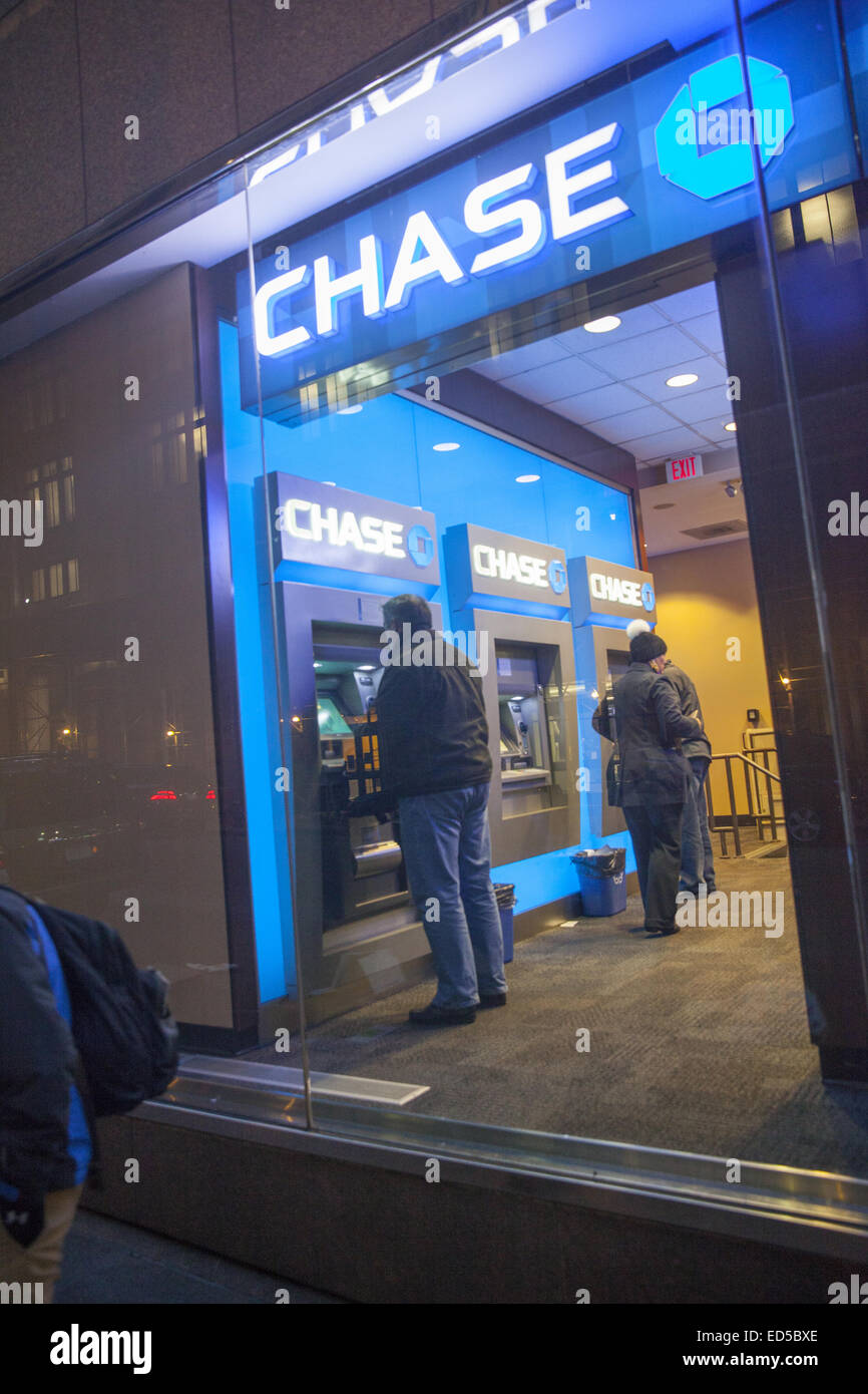 Chase bank atm hi-res stock photography and images - Alamy
