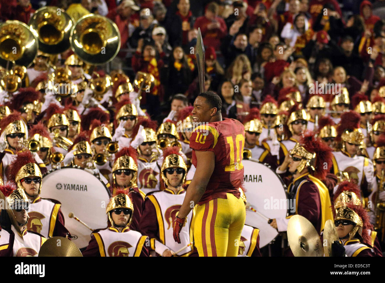 December 27, 2014 USC Trojans linebacker Hayes Pullard #10 celebrates ...