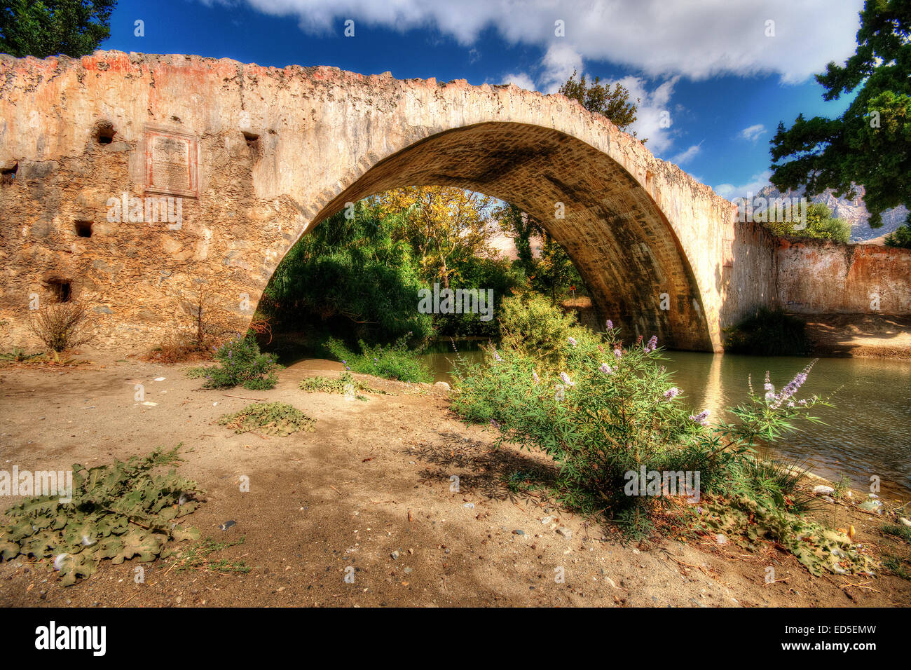 Stunning views from the Greek Island of Crete. Cretian Landscapes ...