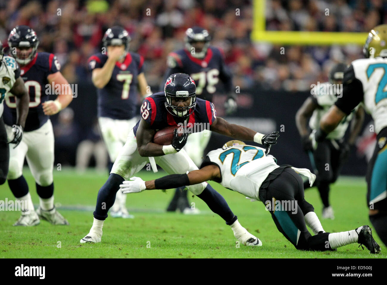 Sidestep hi-res stock photography and images - Alamy