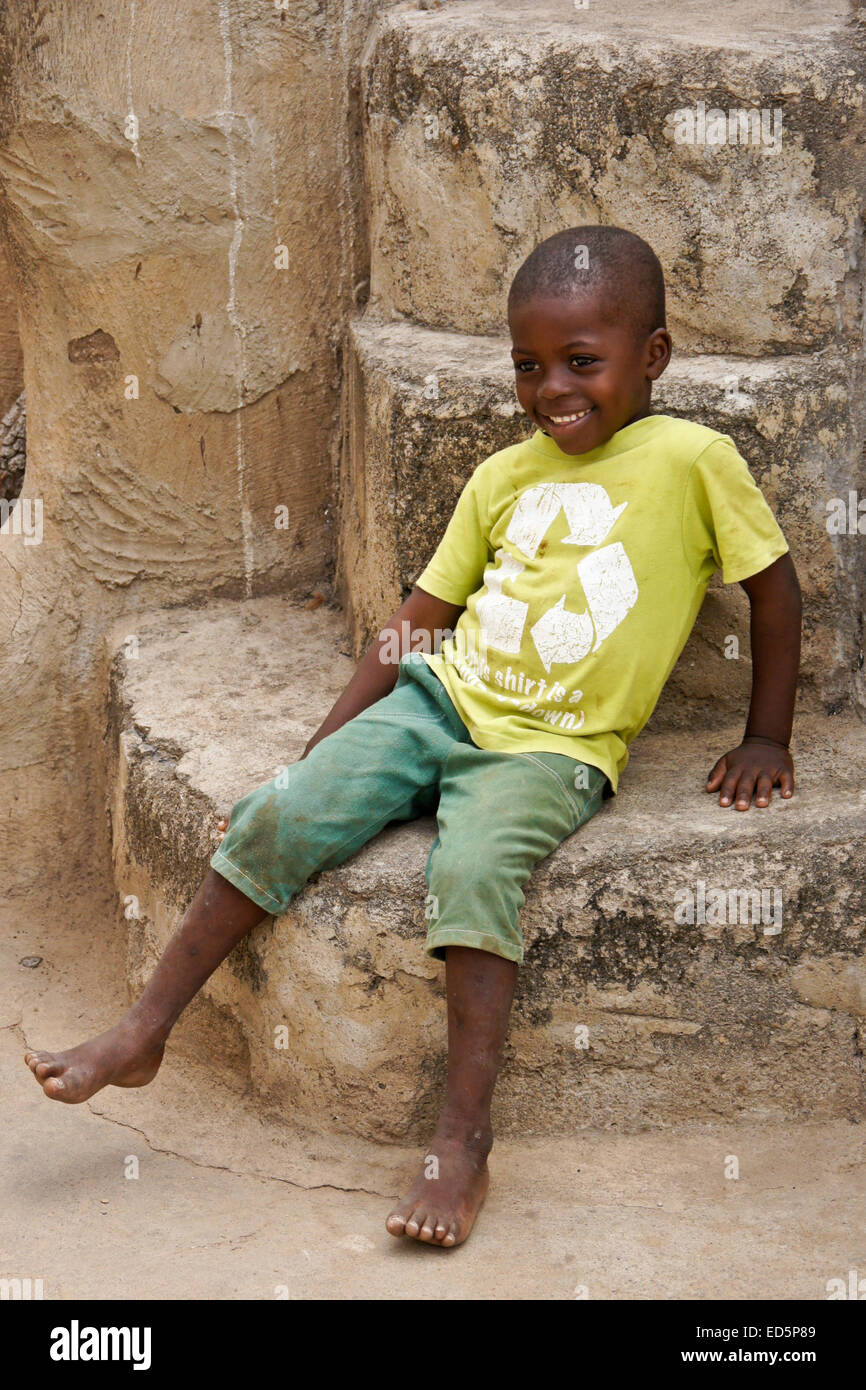 Young boy of Talensi tribe, Tongo, Ghana Stock Photo - Alamy