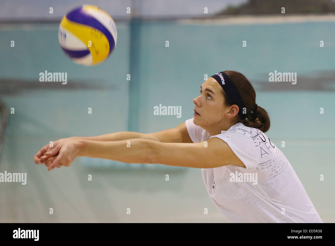 Hamburg, Germany. 22nd Dec, 2014. Beach volleyball player Kira ...