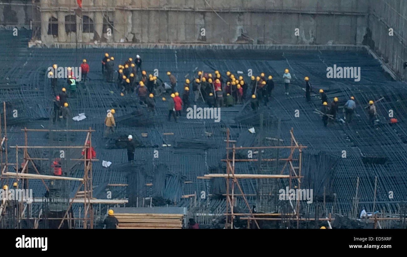 School kills hi-res stock photography and images - Alamy