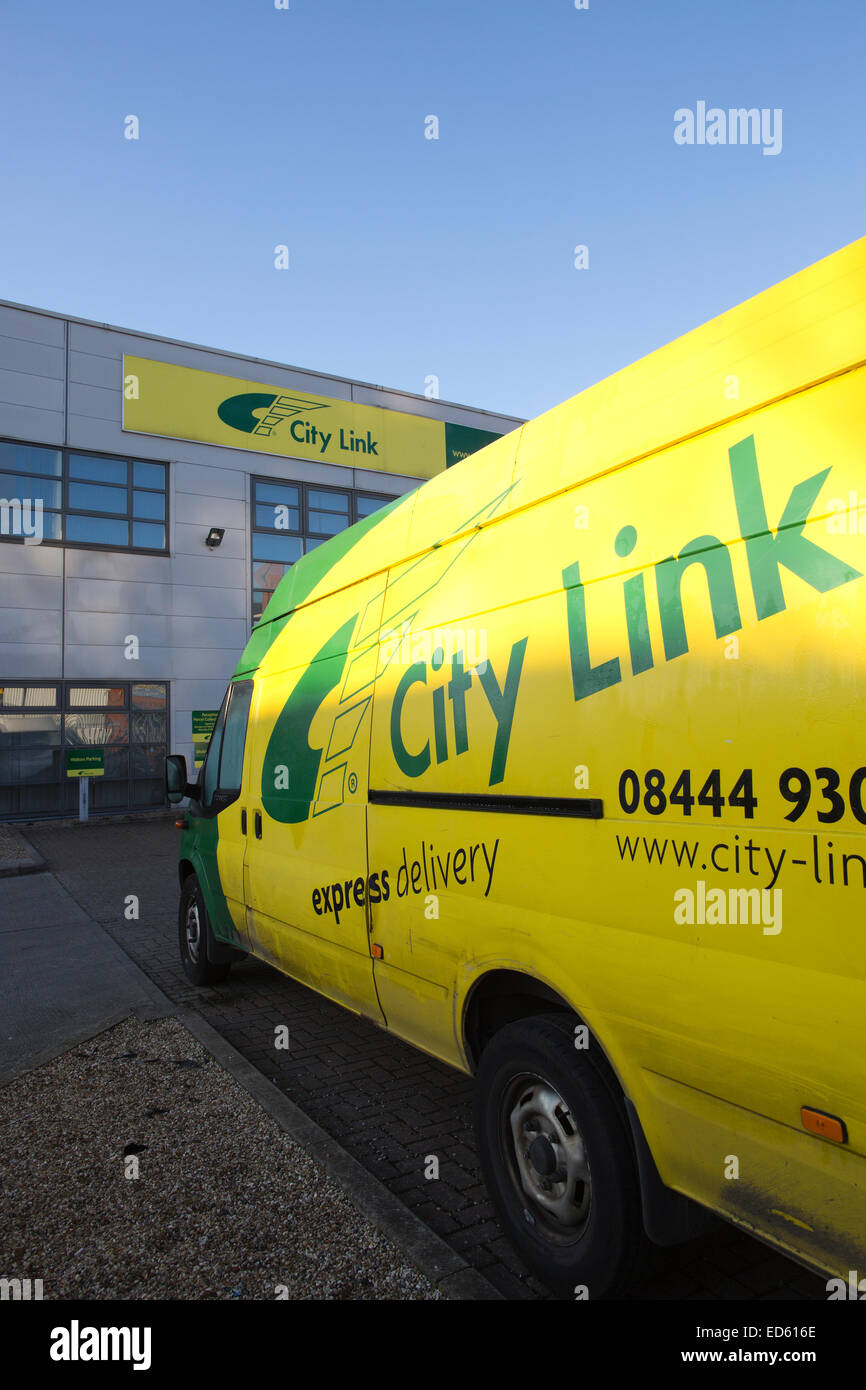 Link administration hi-res stock photography and images - Alamy