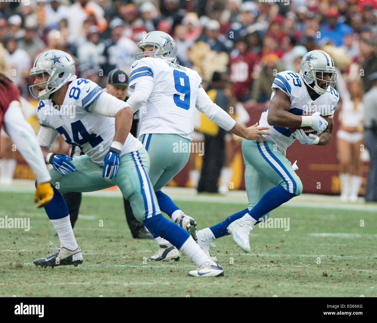 Demarco Murray Jumps Over Defender