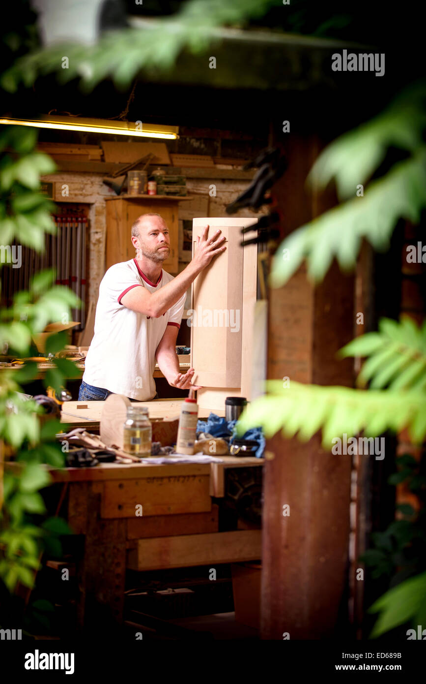 Bespoke cabinet work hi-res stock photography and images - Alamy