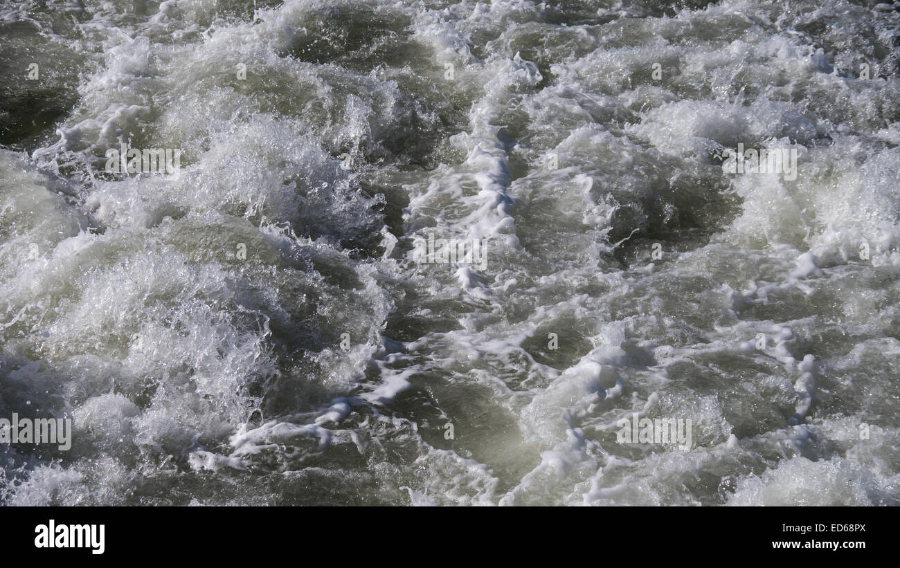 Spindrift hi-res stock photography and images - Alamy