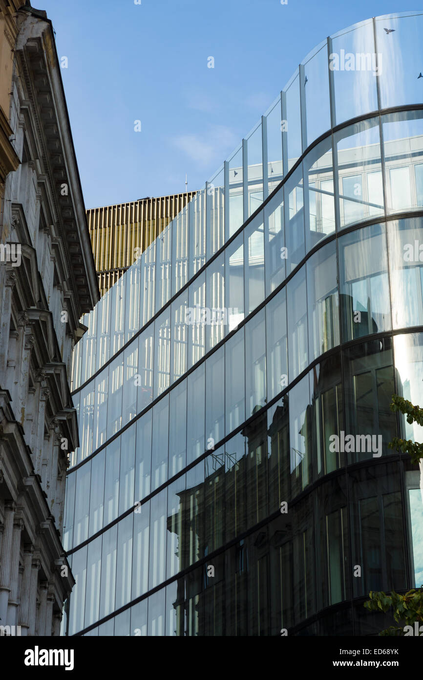 Ancient modern architectural styles hi-res stock photography and images ...