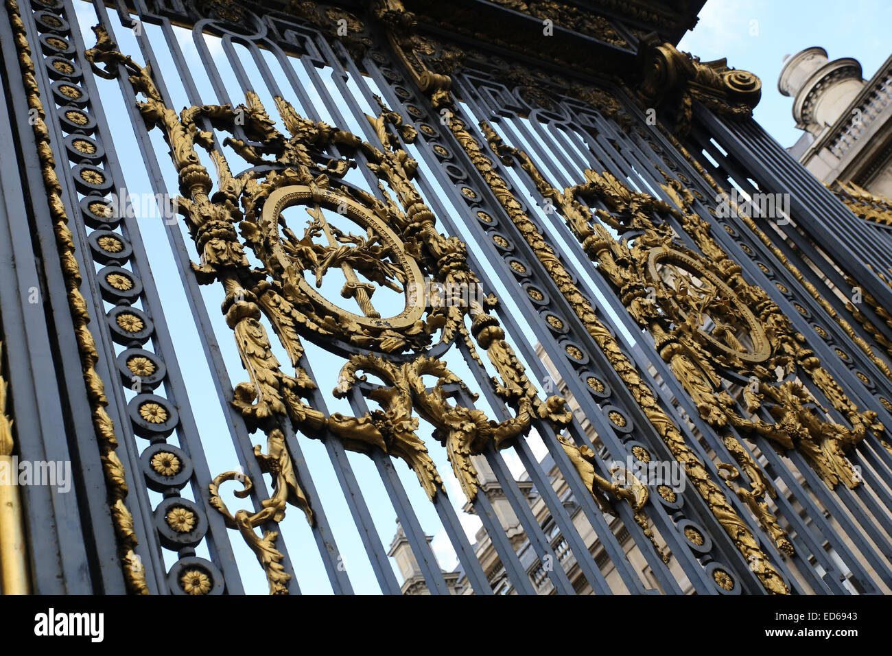 Paris Wrought Iron Fence High Resolution Stock Photography and Images ...
