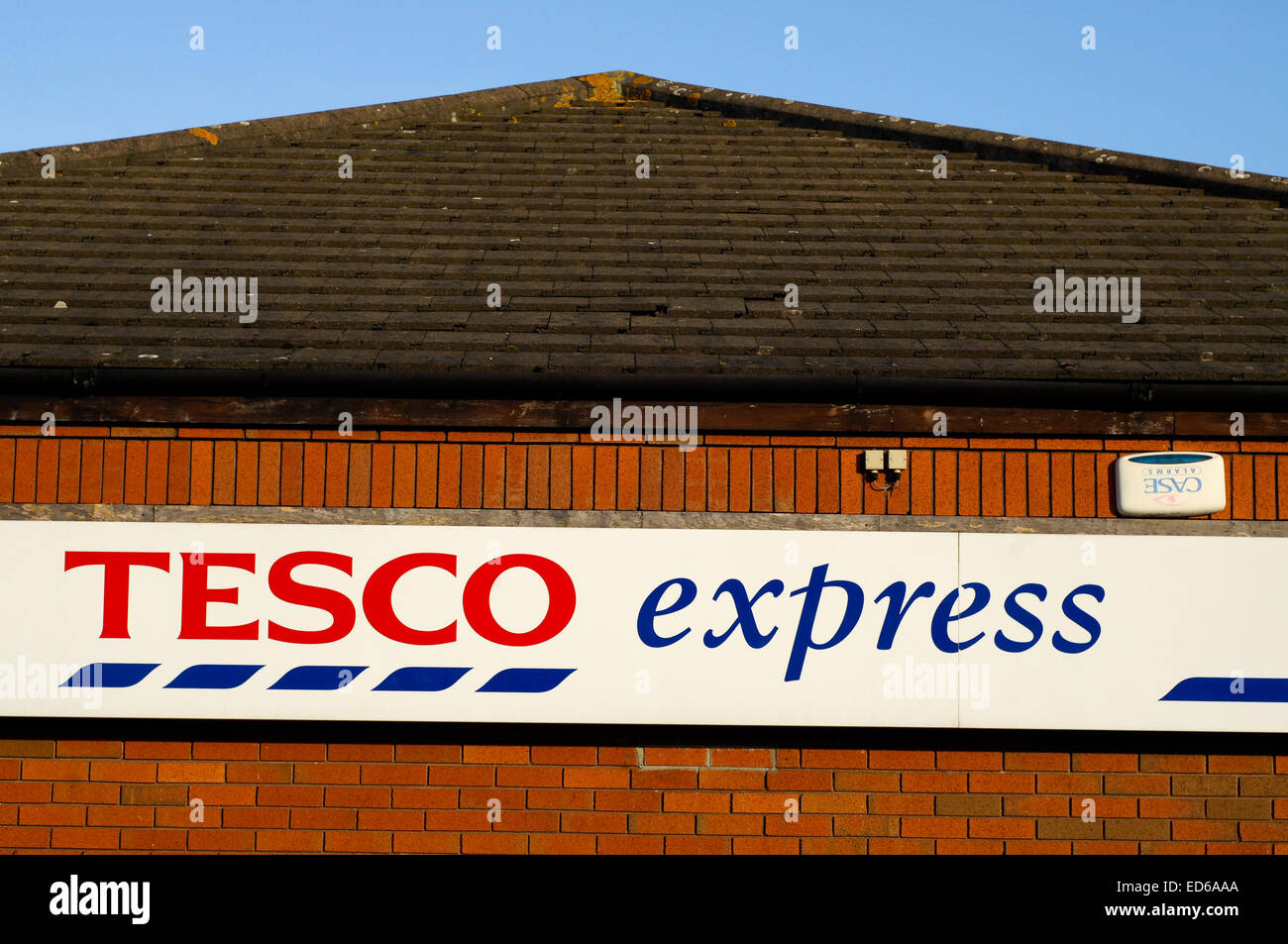 Tesco Express supermarket food store Stock Photo - Alamy