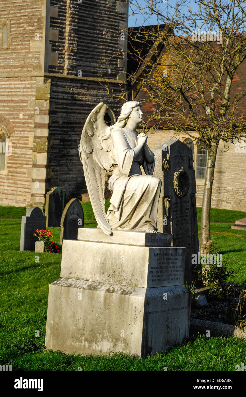 Angel statue in church hi-res stock photography and images - Alamy