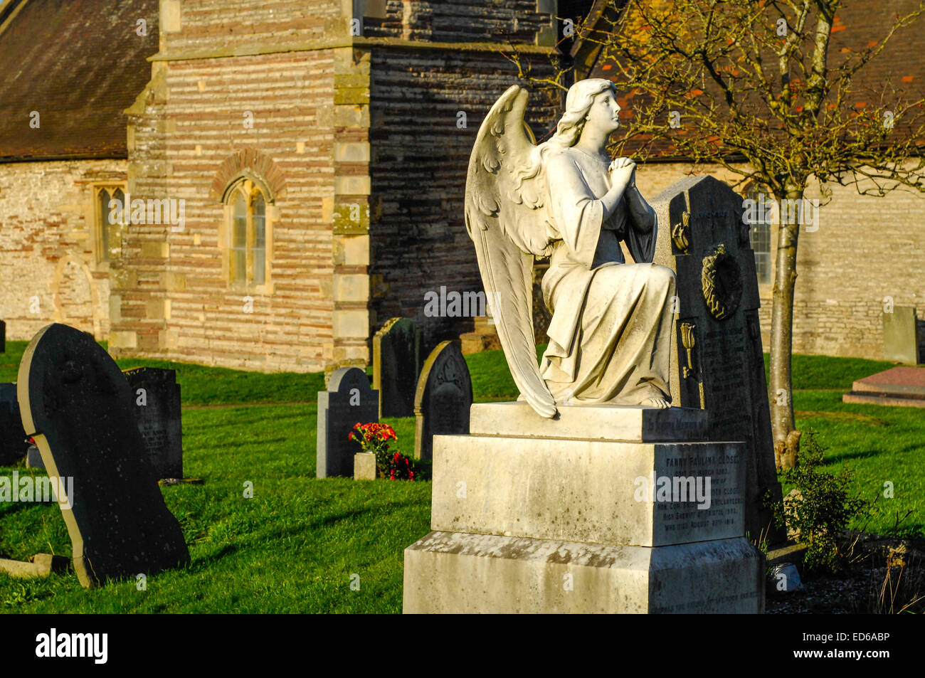 Angel statue in church hi-res stock photography and images - Alamy