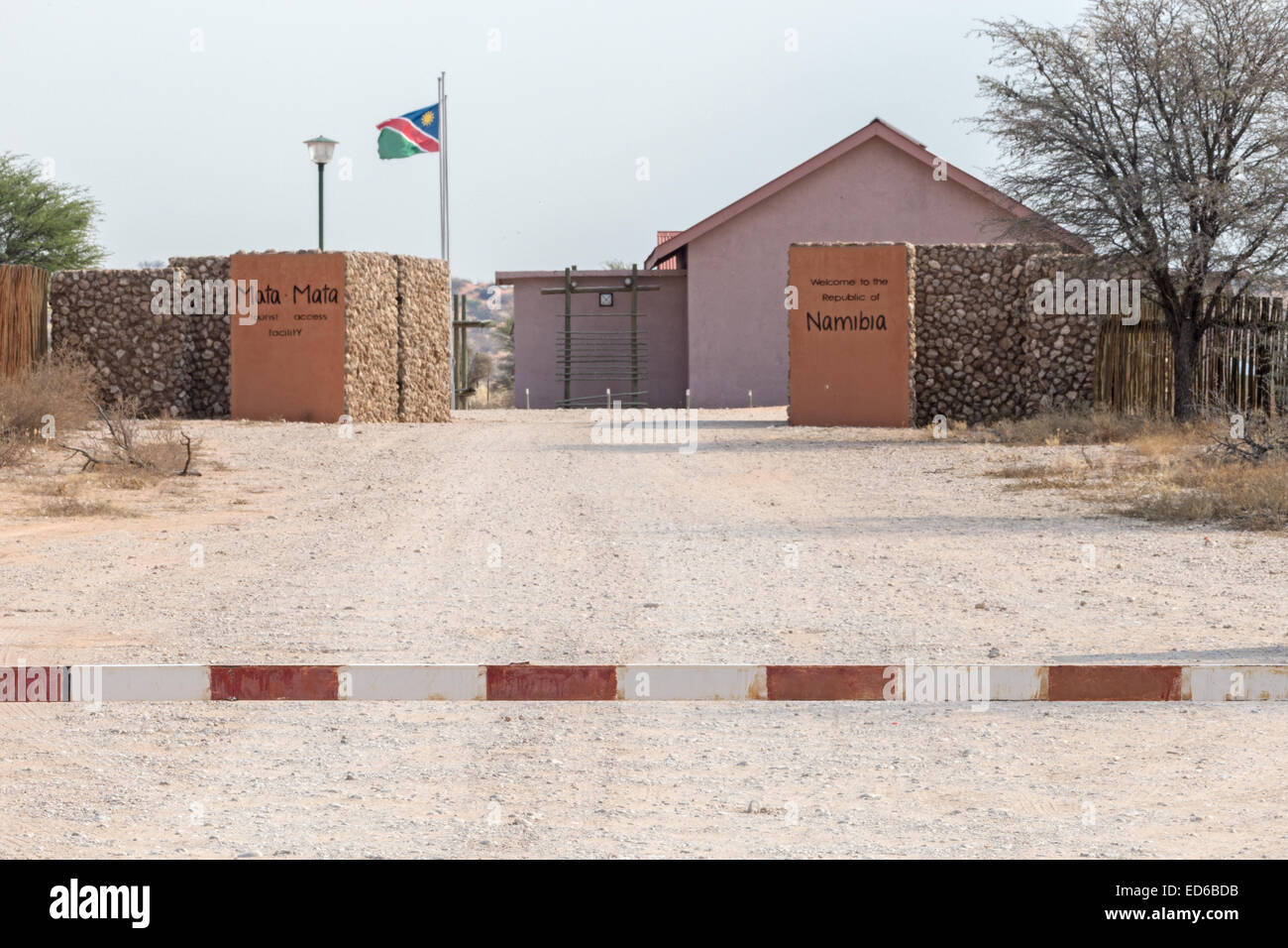 South African / Namibian border, Mata-Mata, Kgalagadi Transfrontier ...