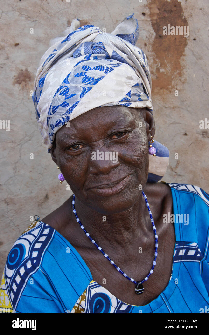 Elderly woman of Gambaga, Ghana, with tribal scarring on face Stock ...