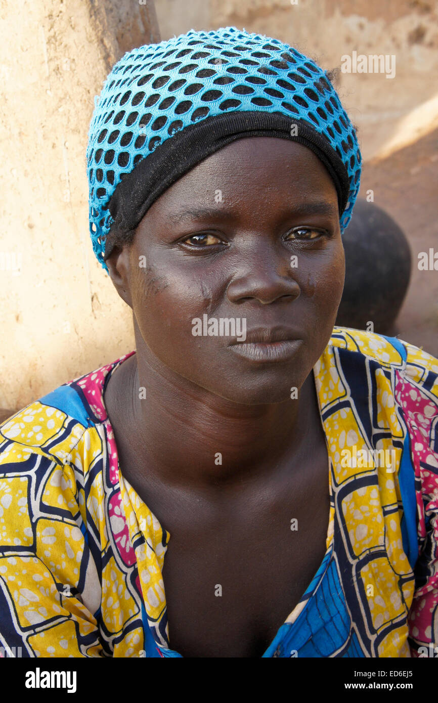 Woman of Gambaga, Ghana, with tribal scarring on face Stock Photo - Alamy
