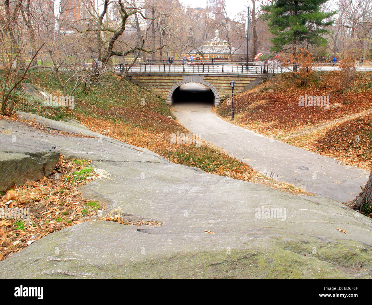Underpass in new york hi-res stock photography and images - Alamy