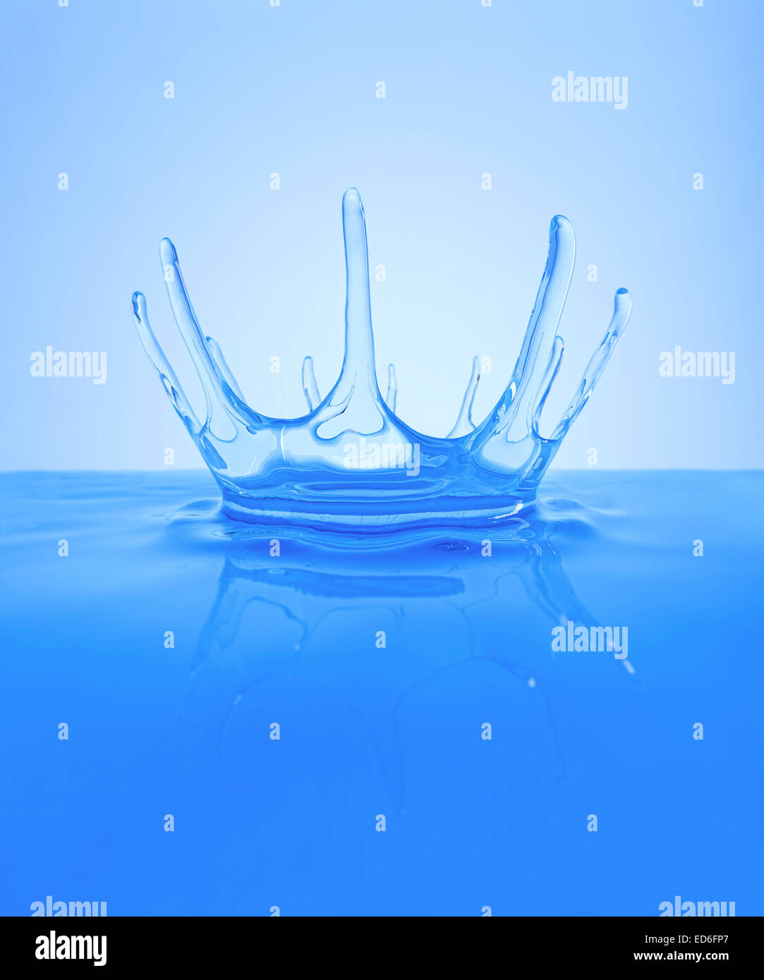 Splash - water crown Stock Photo - Alamy