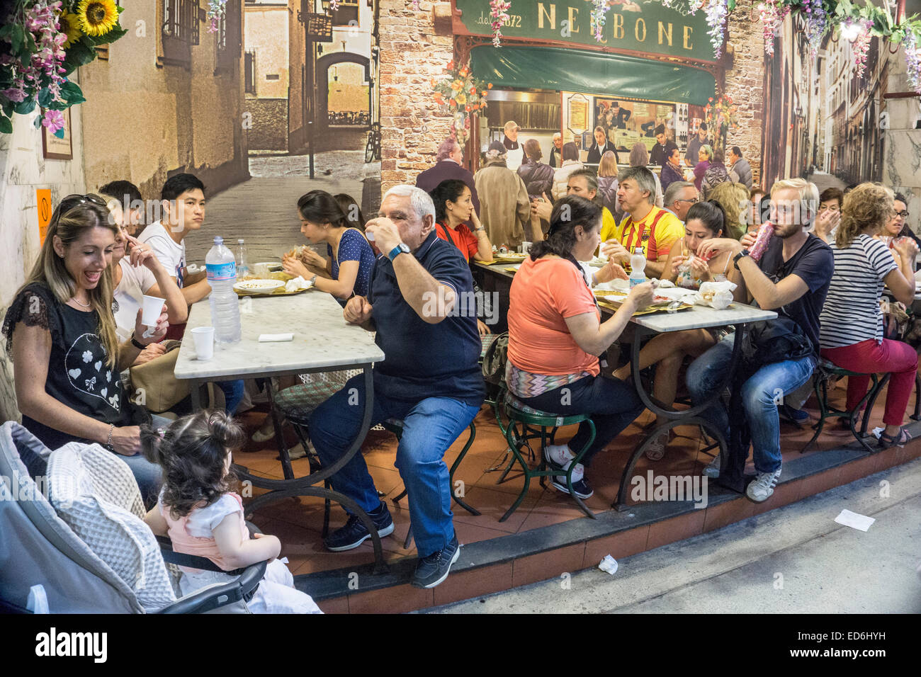 seating area for Da Nerbone the best lunch stall in Florence Central ...