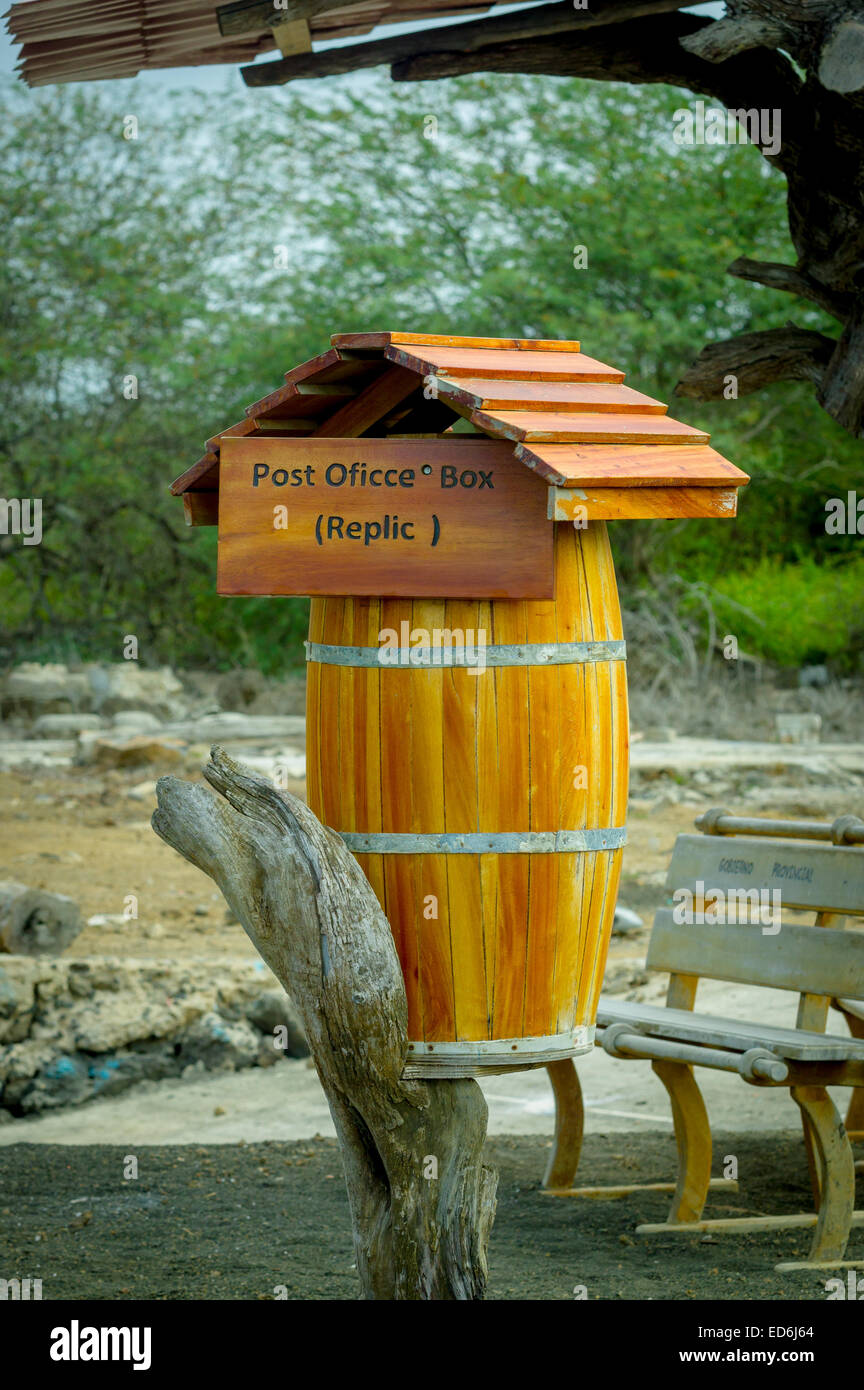 Galapagos mail hi-res stock photography and images - Alamy