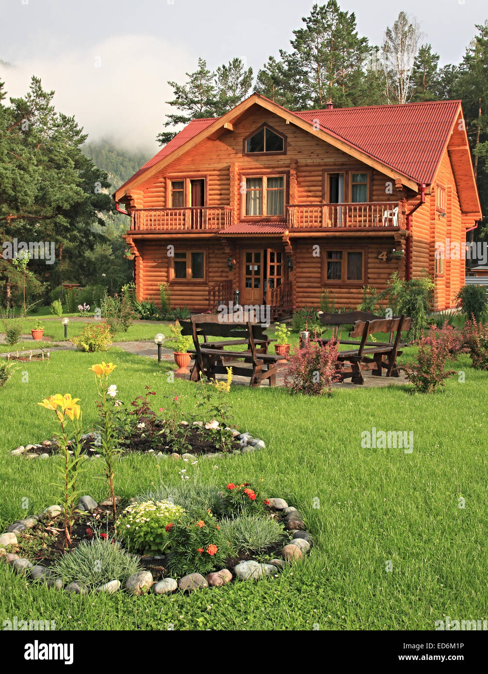 His log house hi-res stock photography and images - Alamy