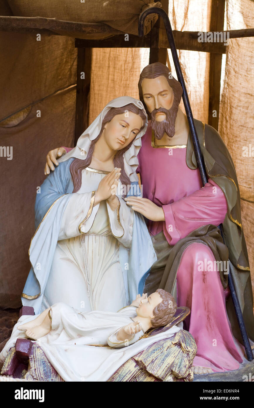 Outdoor nativity scene hi-res stock photography and images - Alamy