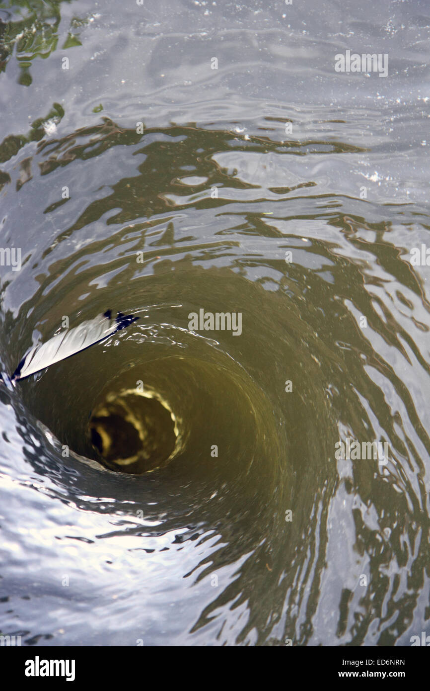 Plug hole whirlpool hi-res stock photography and images - Alamy