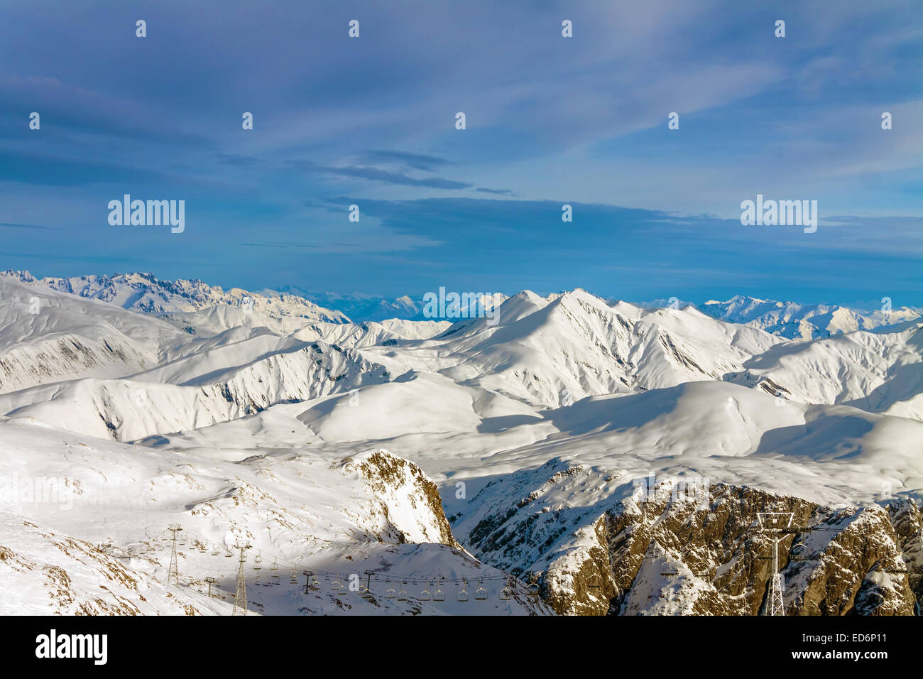 Deserted landscape hi-res stock photography and images - Alamy