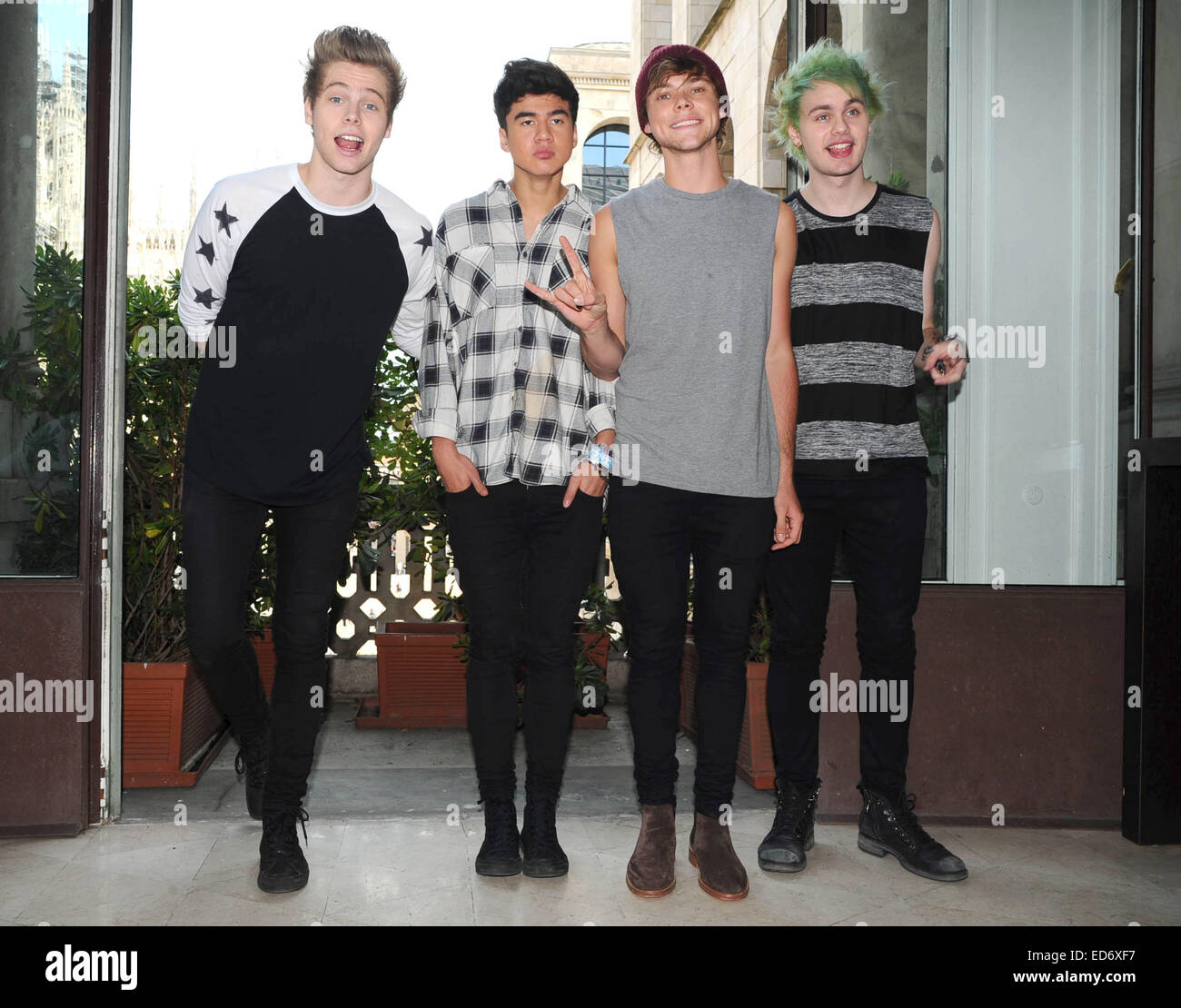 5sos Photoshoot Luke