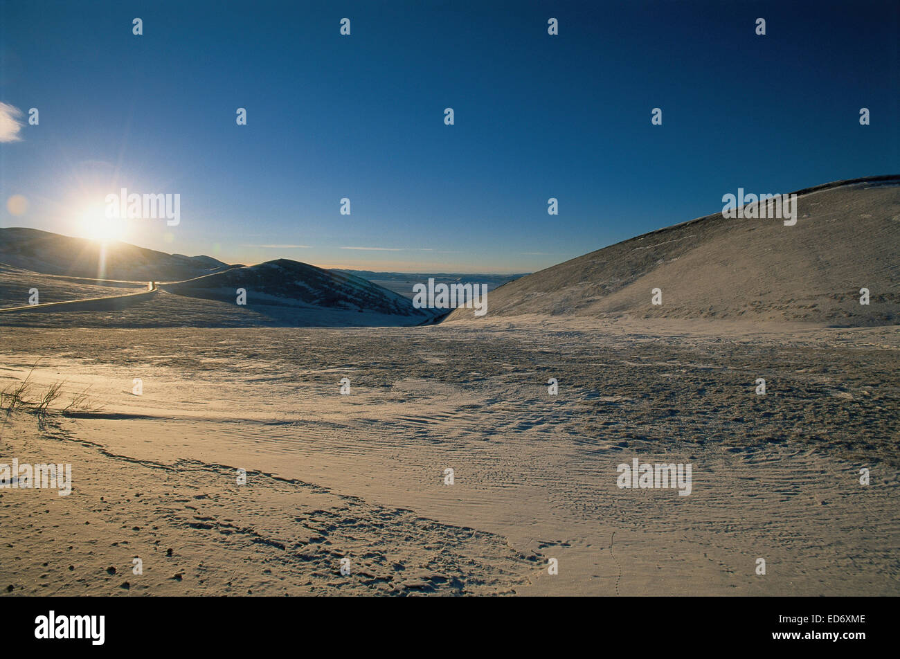 Demster highway hi-res stock photography and images - Alamy