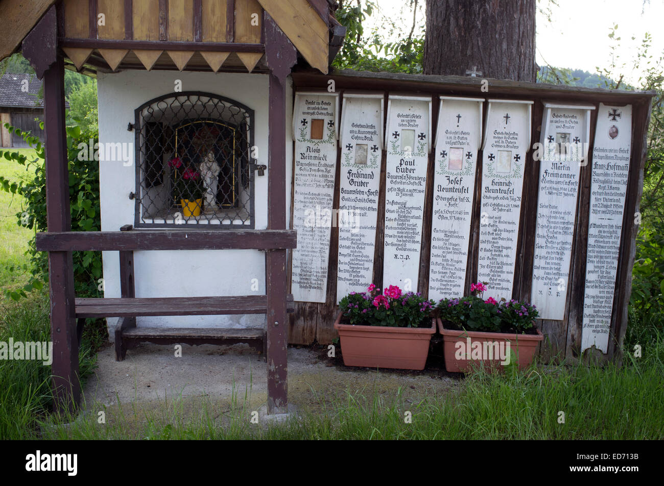 Two dead german soldiers hi-res stock photography and images - Alamy