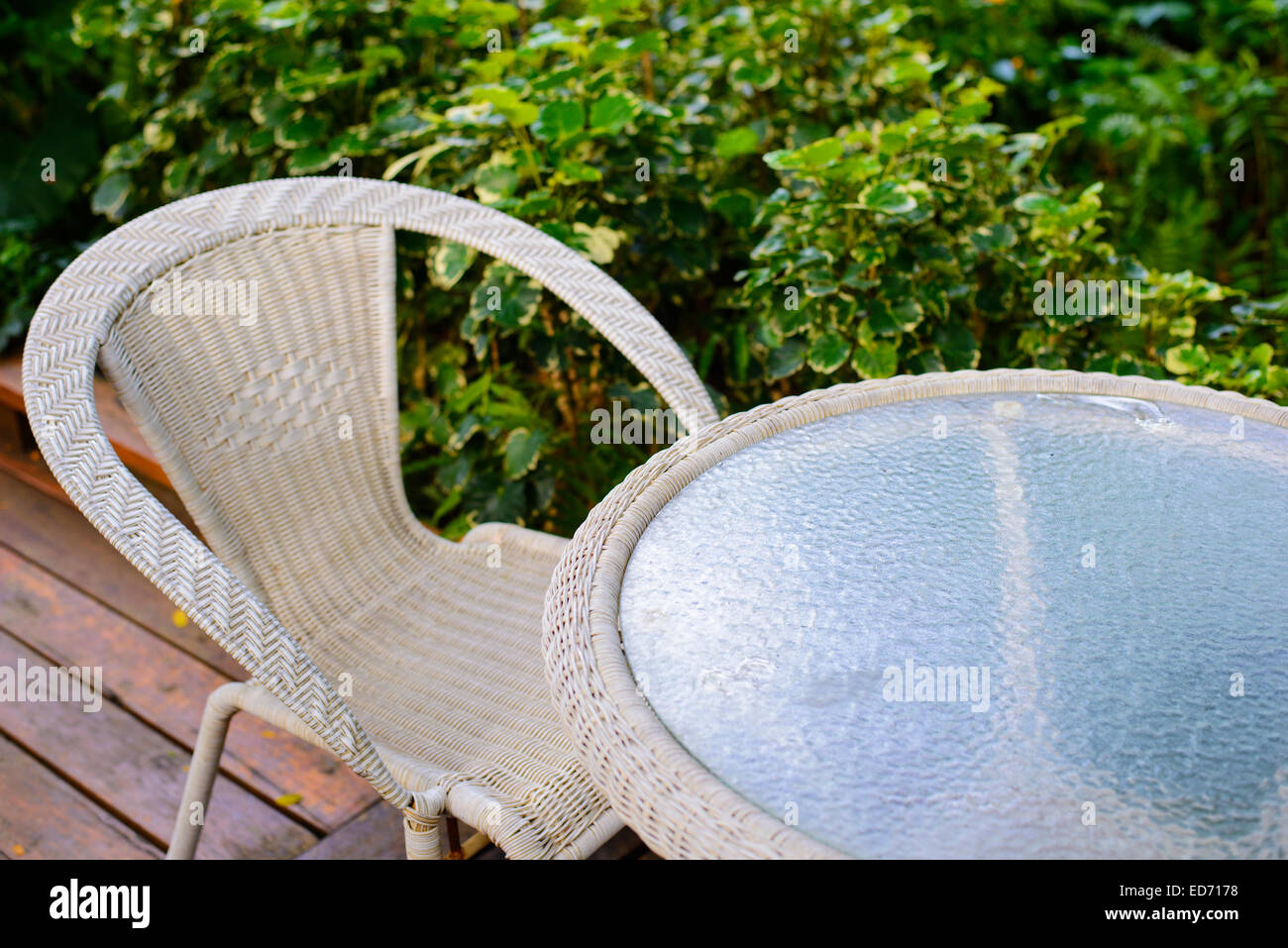 Table table hi-res stock photography and images - Alamy