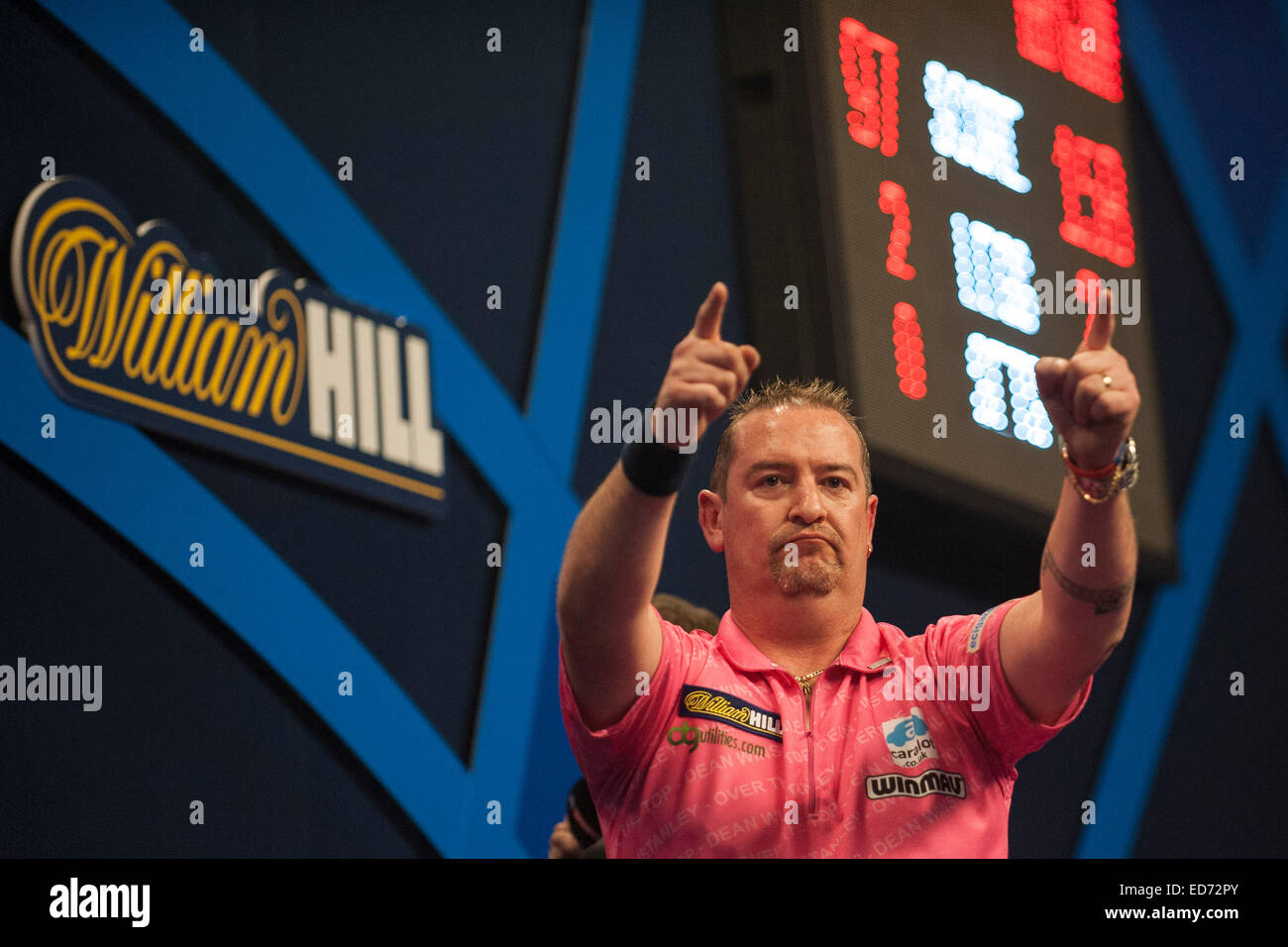 Pdc darts world championship crowd hi-res stock photography and images ...