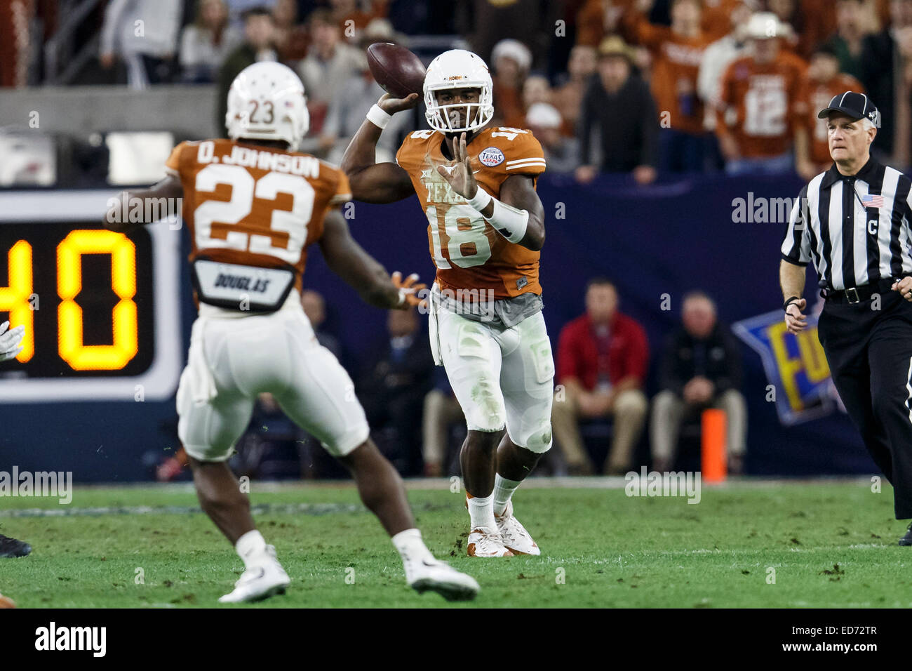 December 29, 2104: Texas Longhorns quarterback Tyrone Swoopes (18 ...