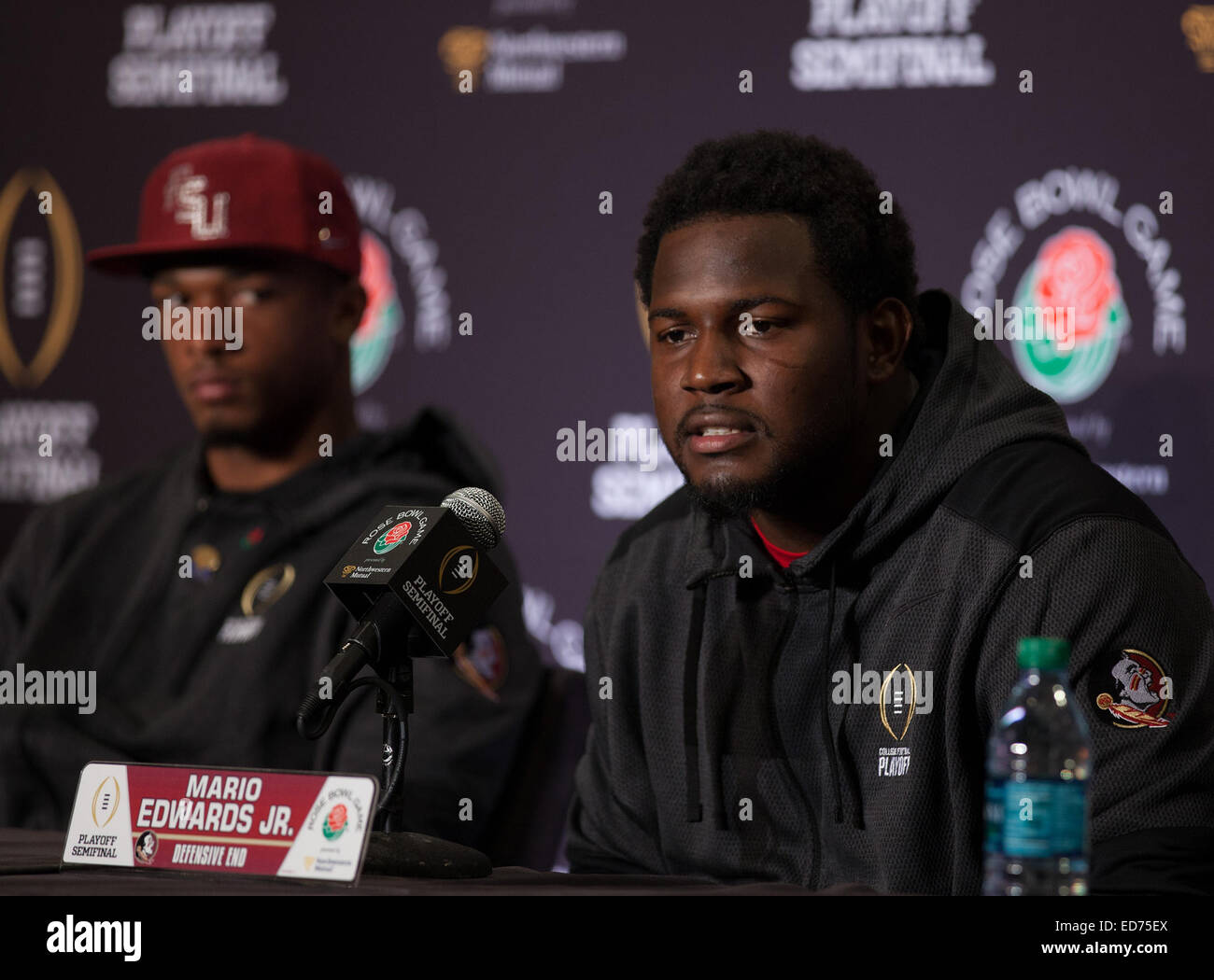 Los Angeles, CA, USA. 30th Dec, 2014. Florida State Seminoles defensive ...