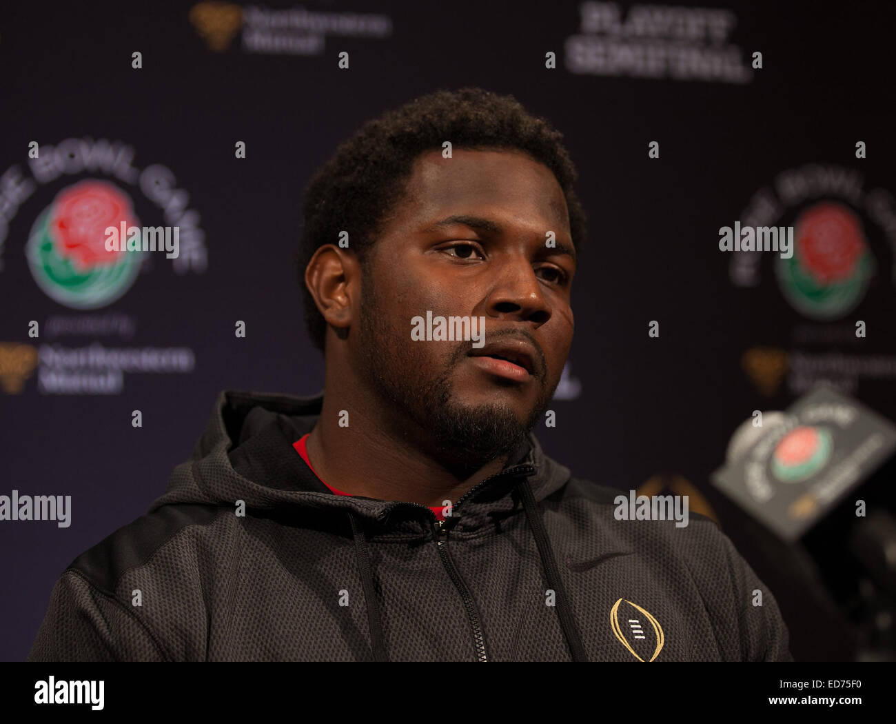 Los Angeles, CA, USA. 30th Dec, 2014. Florida State Seminoles defensive ...