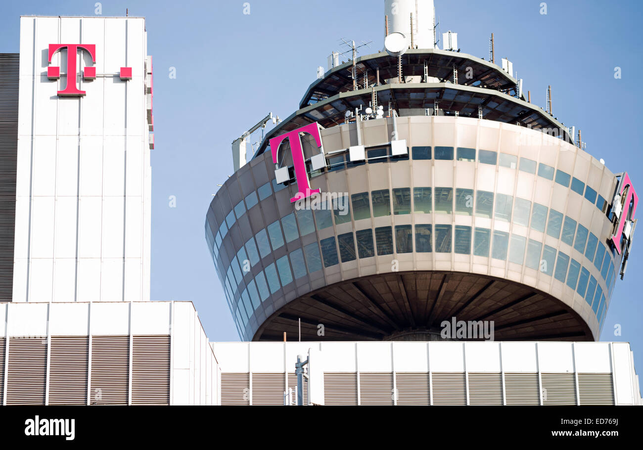 German towers business technology hi-res stock photography and images ...