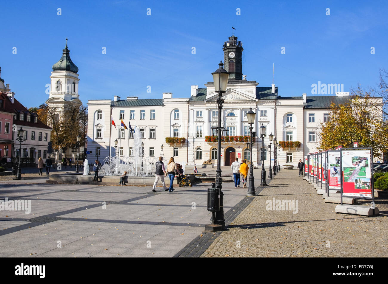 City hall town hall hi-res stock photography and images - Alamy