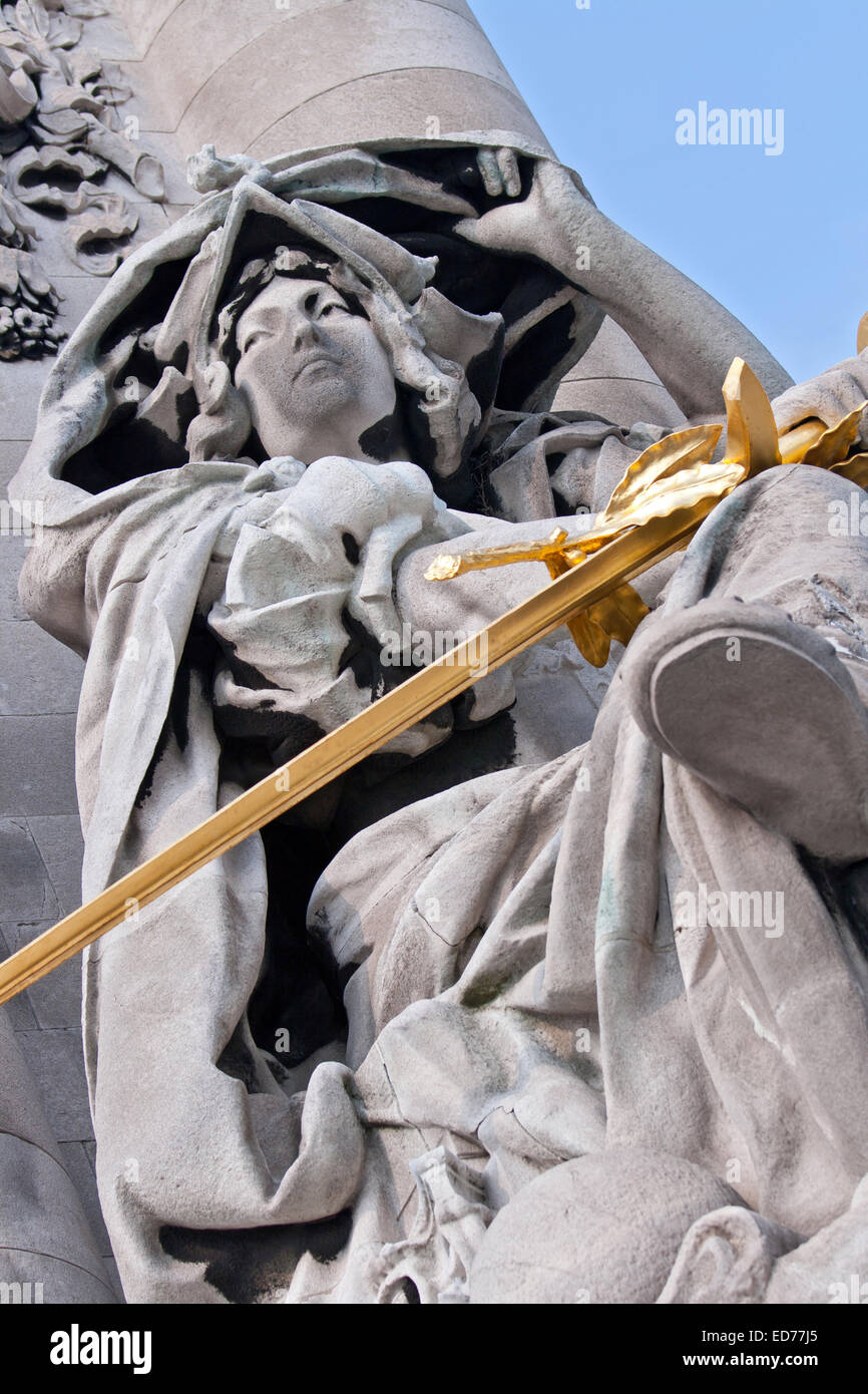 Lady Warrior statue at alexander bridge Paris France Stock Photo - Alamy