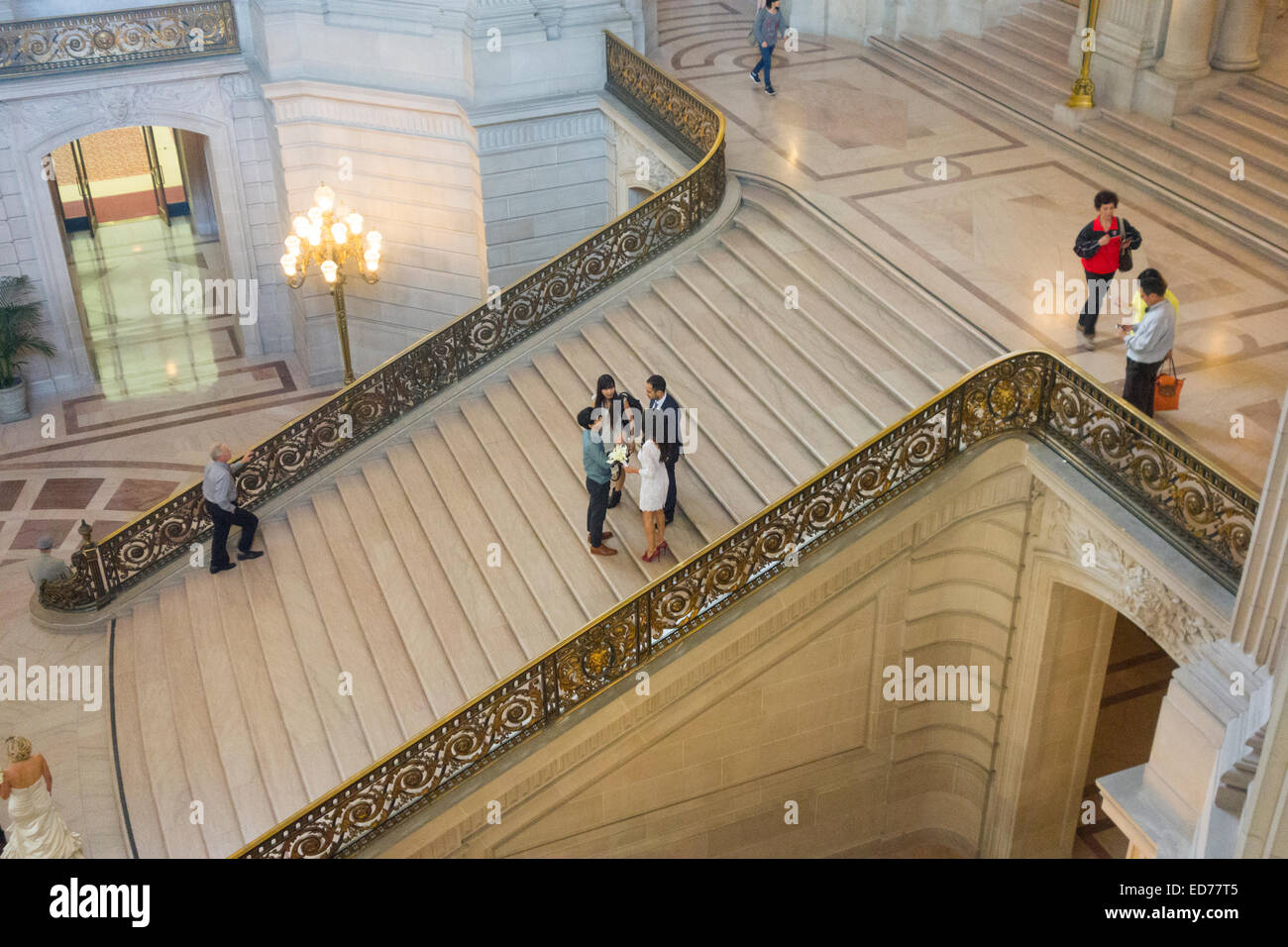 San francisco city hall steps hi-res stock photography and images - Alamy