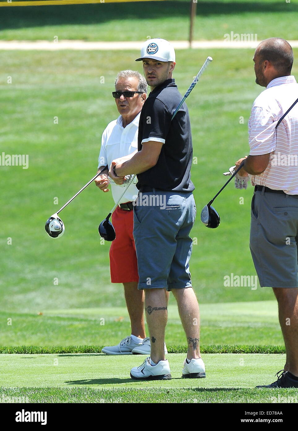 Justin Timberlake plays golf at Lakeside Golf Club in Studio City ...