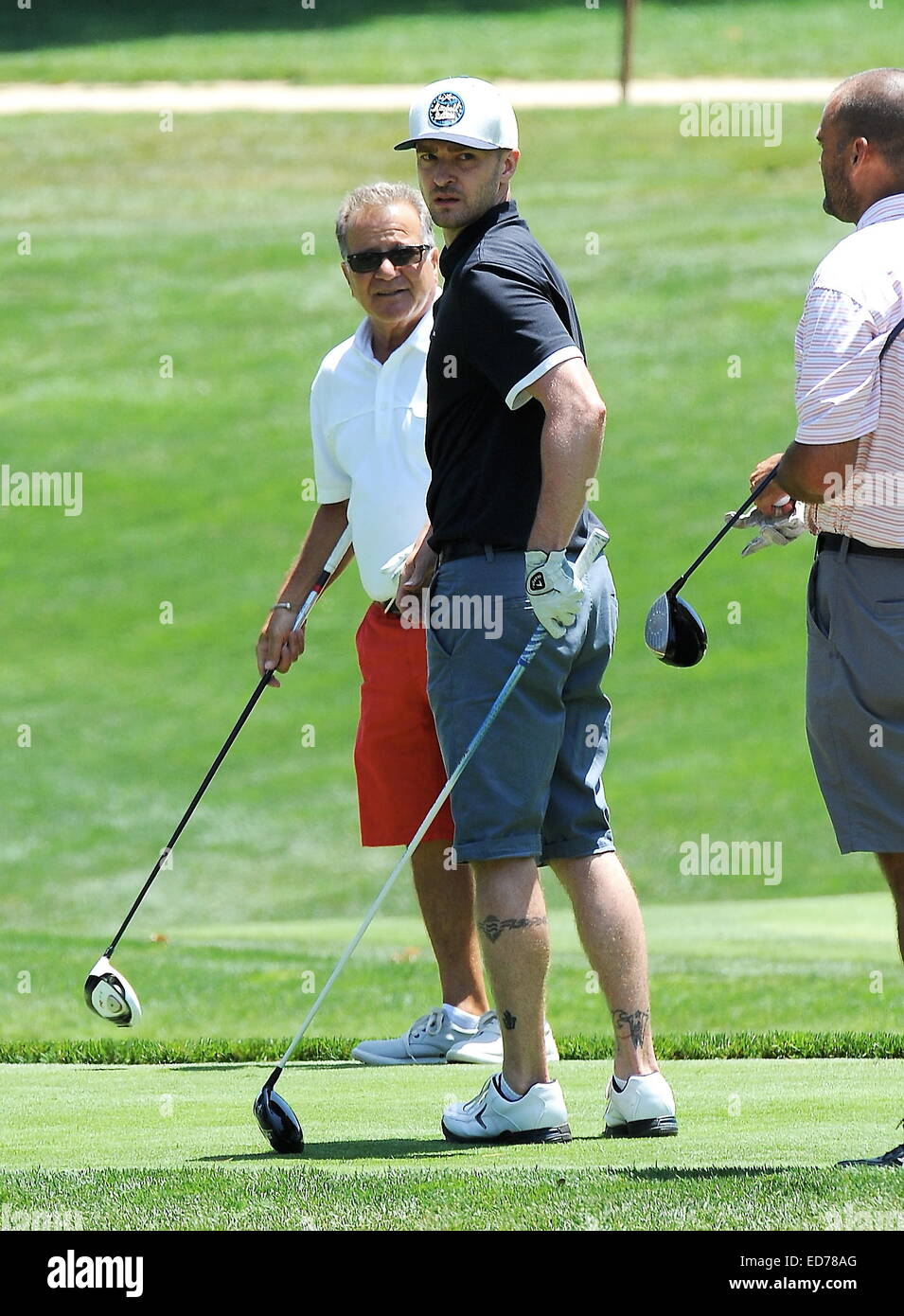 Justin Timberlake plays golf at Lakeside Golf Club in Studio City ...